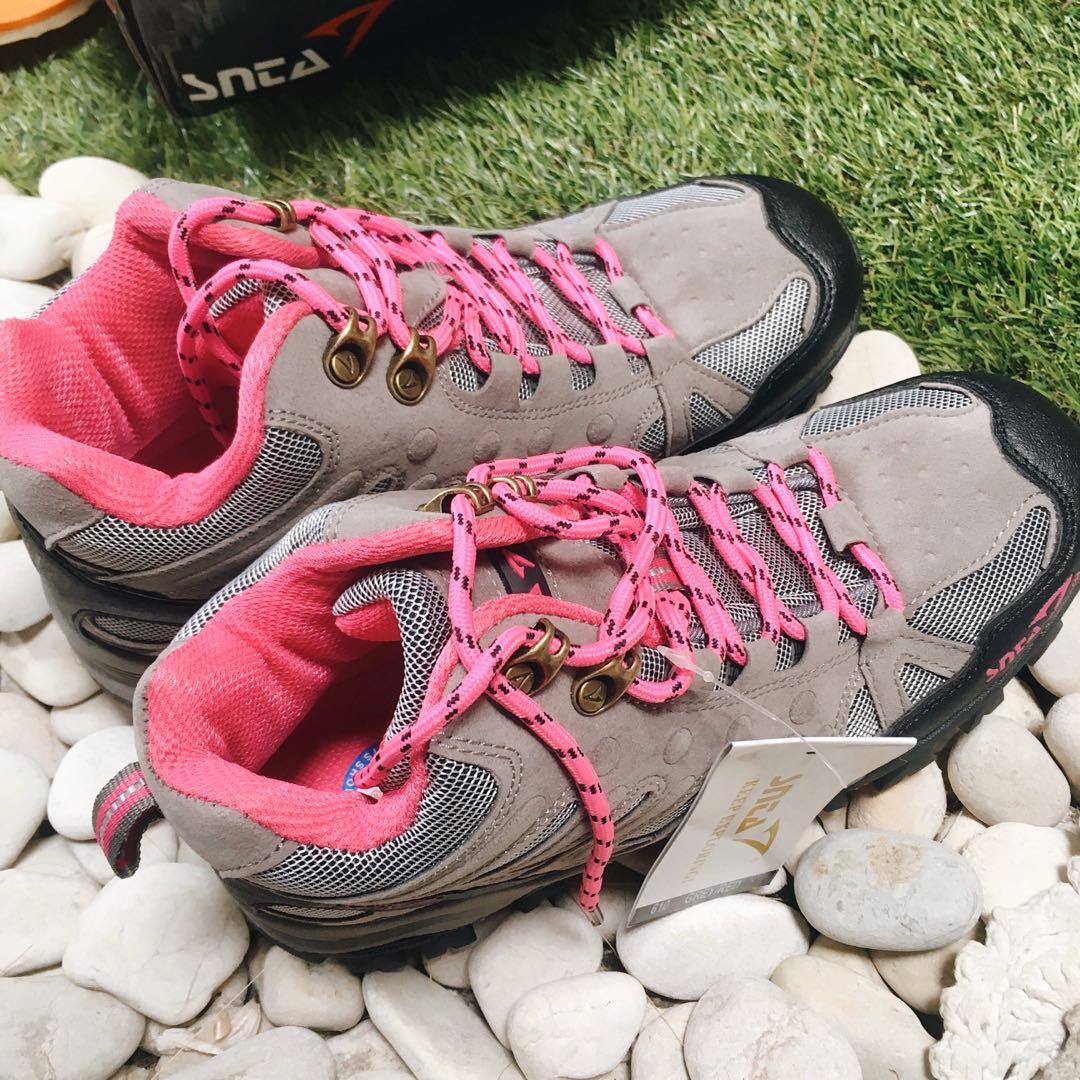 (NEW) SNTA 610 series Sepatu Gunung Wanita Semi Waterproof, Fesyen ...