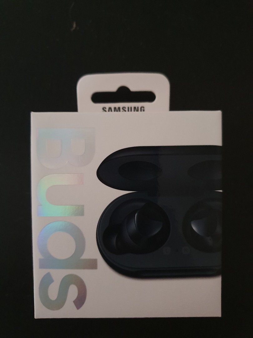 Samsung Original Ear buds, Audio, Earphones on Carousell