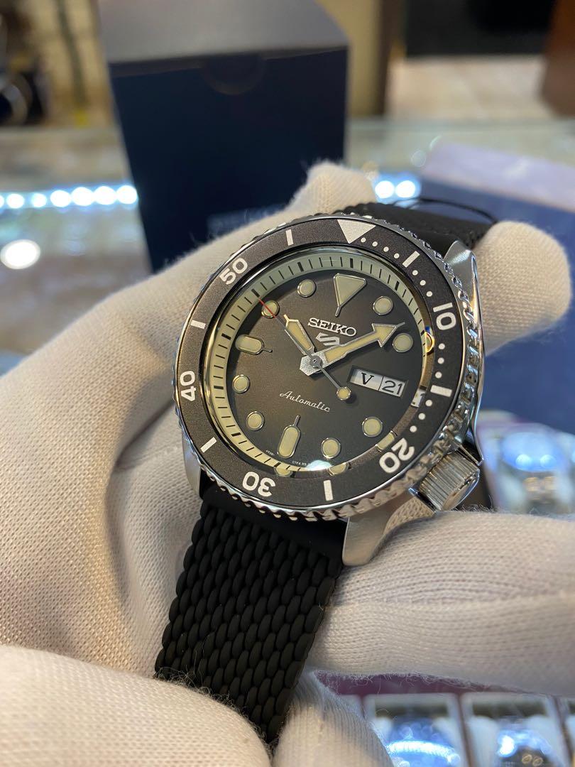 Seiko 5 Superman SRPD73K2 CBLBZ, Men's Fashion, Watches & Accessories ...