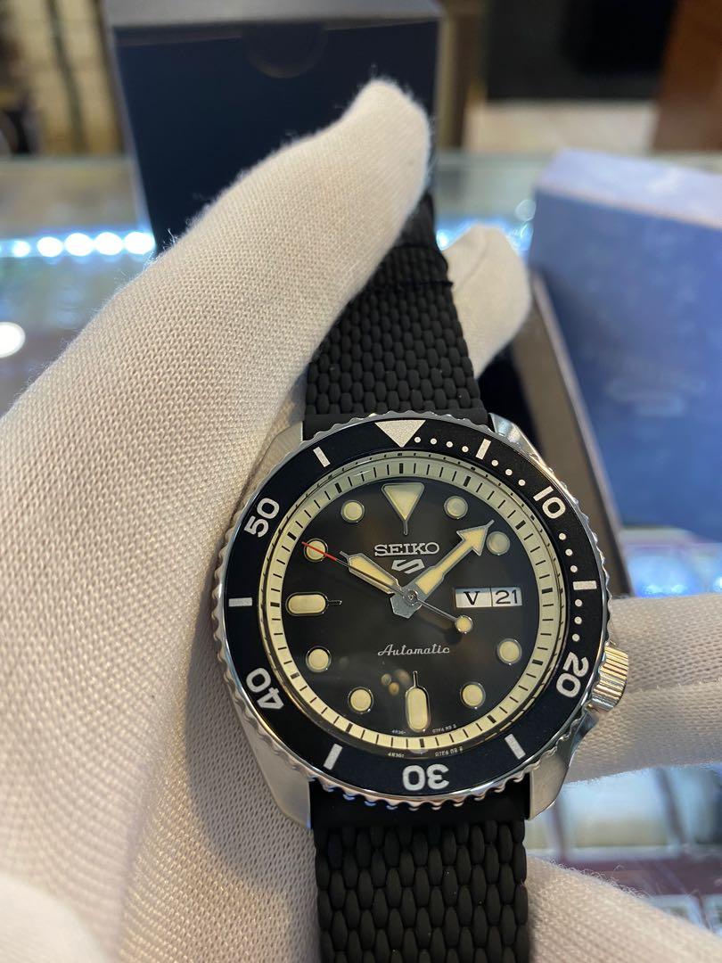 Seiko 5 Superman SRPD73K2 CBLBZ, Men's Fashion, Watches & Accessories ...