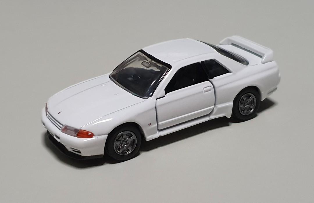 Tomica Premium Nissan Skyline GT-R set, Hobbies & Toys, Toys & Games on ...
