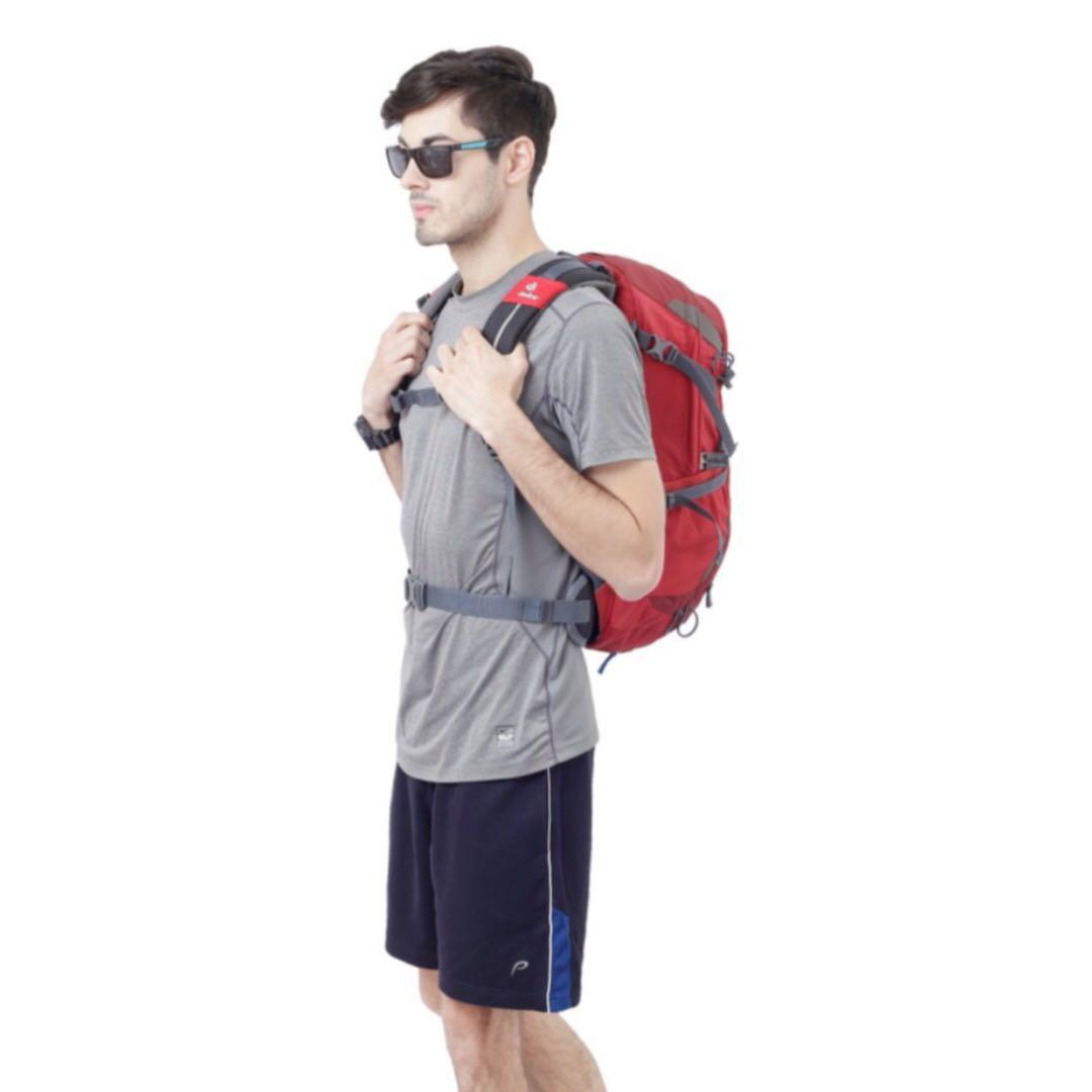 Deuter futura 28L Hiking Trekking / Backpack | Haversack Color : FIRE ...