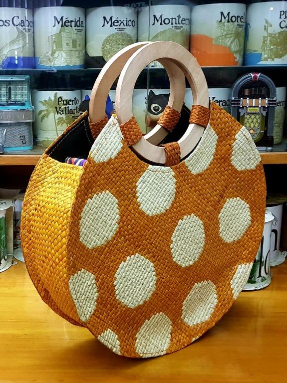 Handwoven BANIG Bag Round Orange with White Circles, Women's Fashion ...