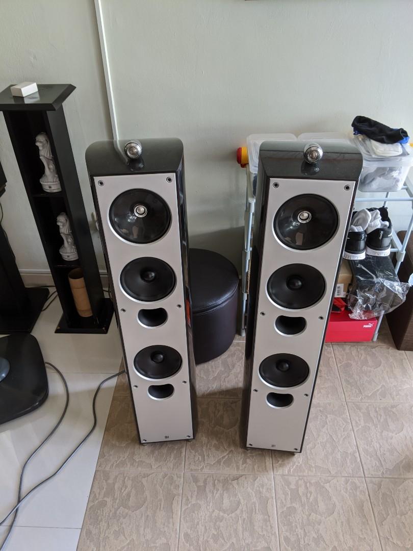 KEF XQ5 floorstanding speakers, Audio, Soundbars, Speakers & Amplifiers ...