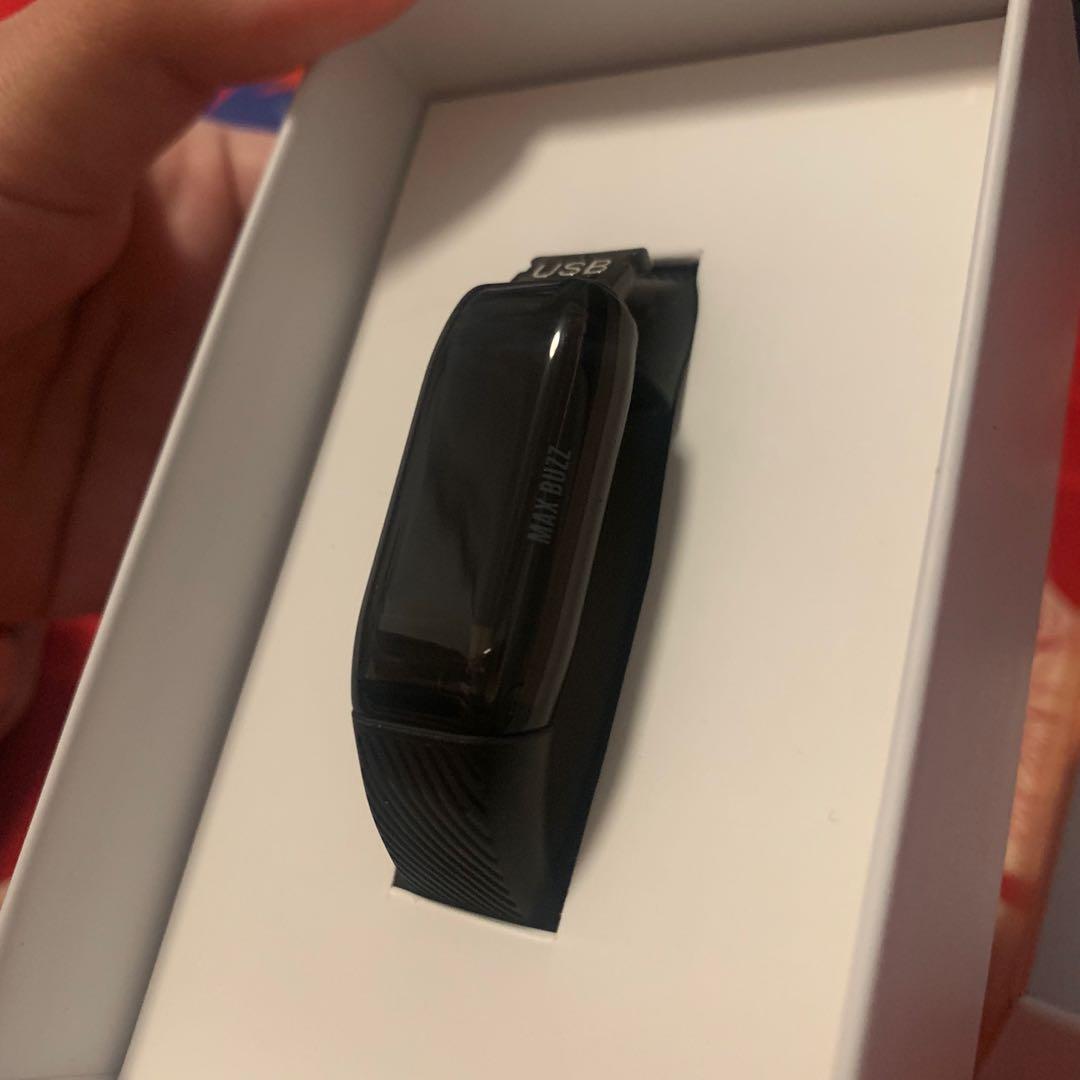 Max Buzz Active Tracker, Luxury, Watches on Carousell