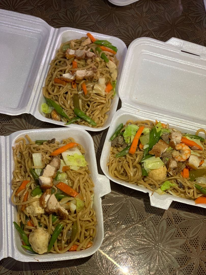 Pancit Canton, Food & Drinks, Local Eats on Carousell