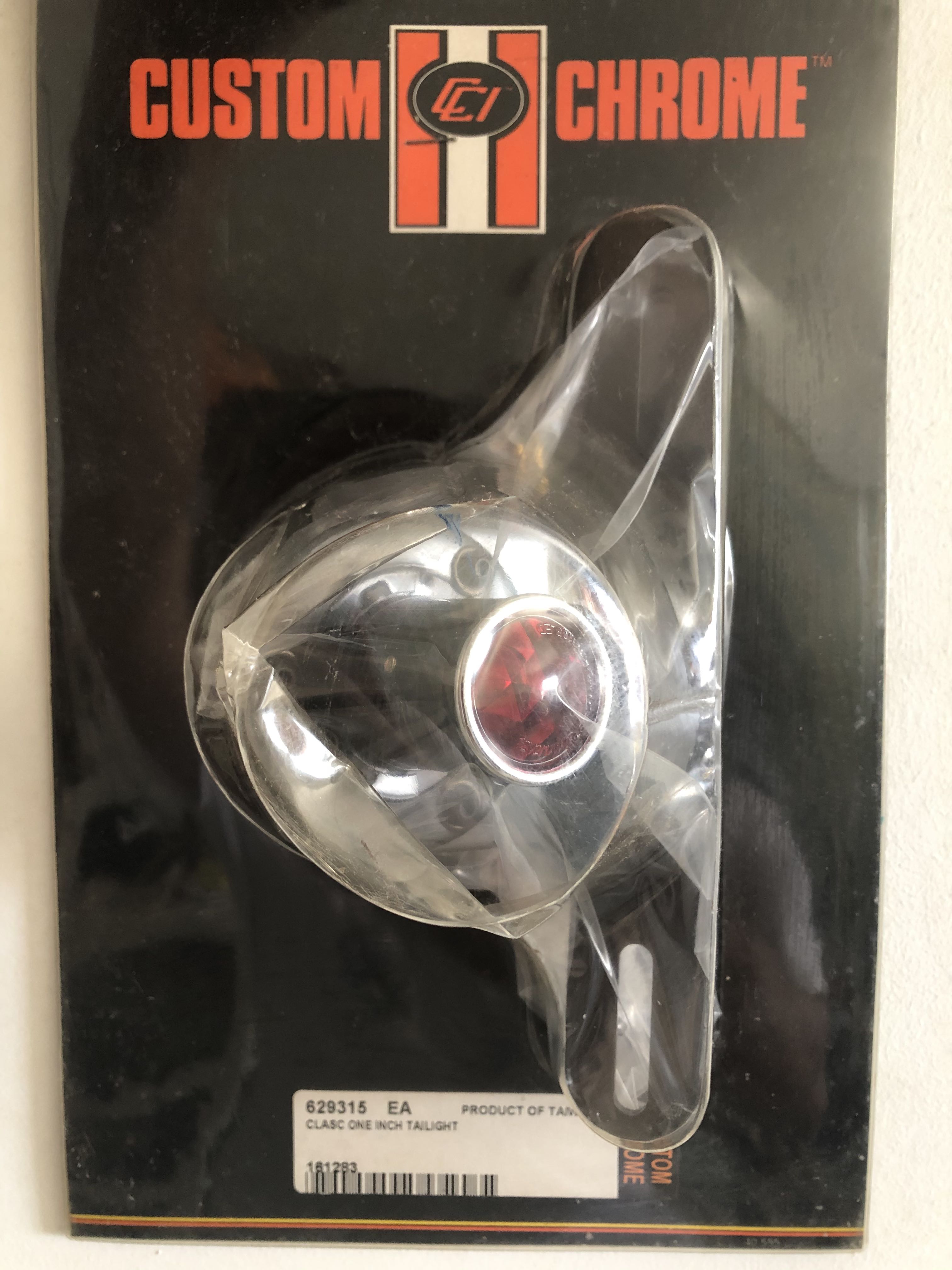 1 inch round tail light, Motorcycles, Motorcycle Accessories on Carousell