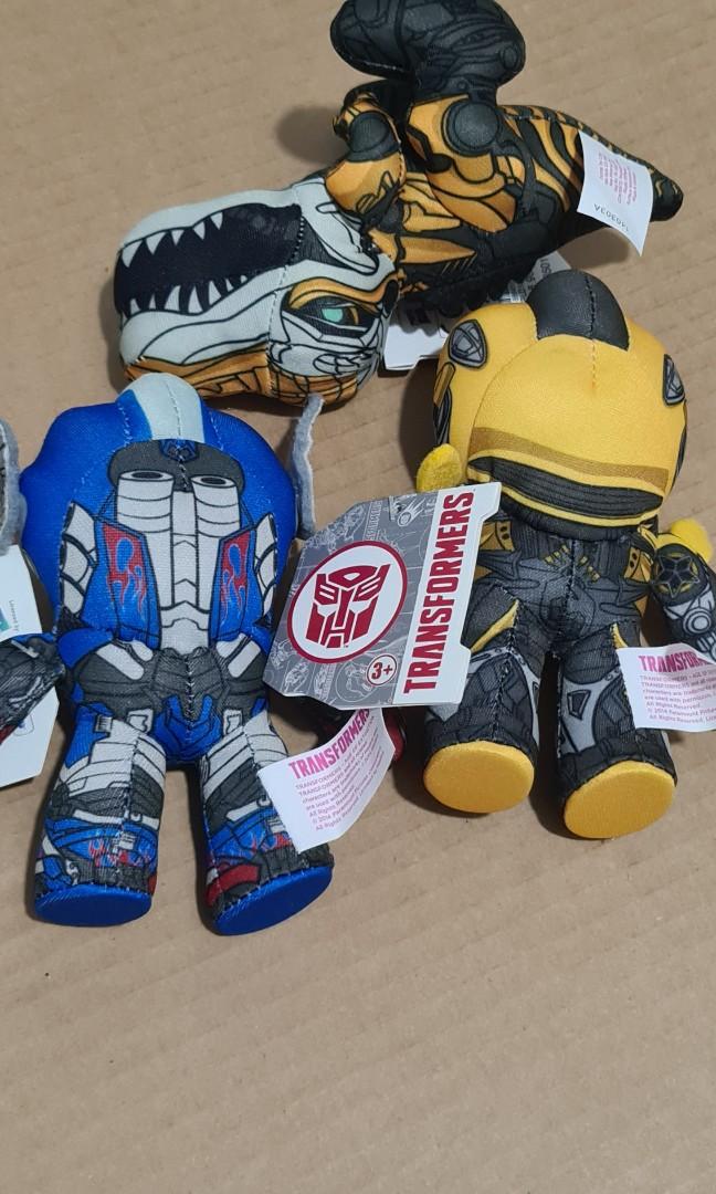 USS Universal Studios Singapore Transformers Optimus Prime Bumblebee ...