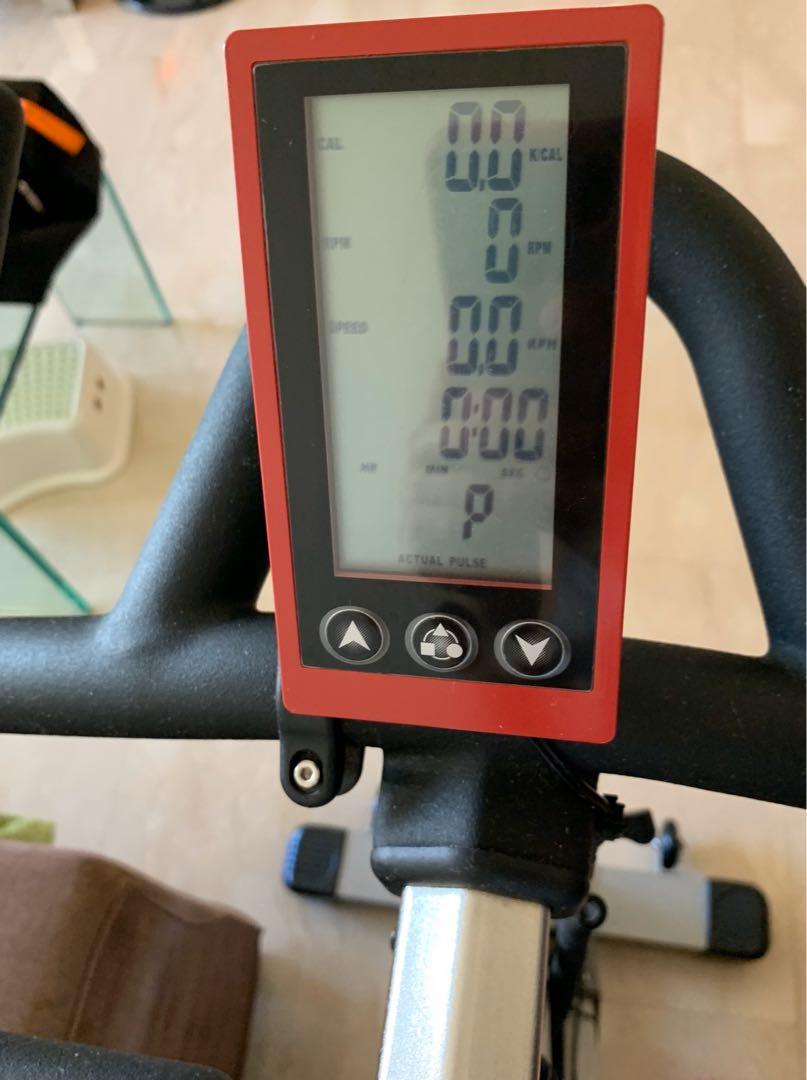 Vortex V1200 Commercial Gym Bike, Sports Equipment, Exercise & Fitness ...