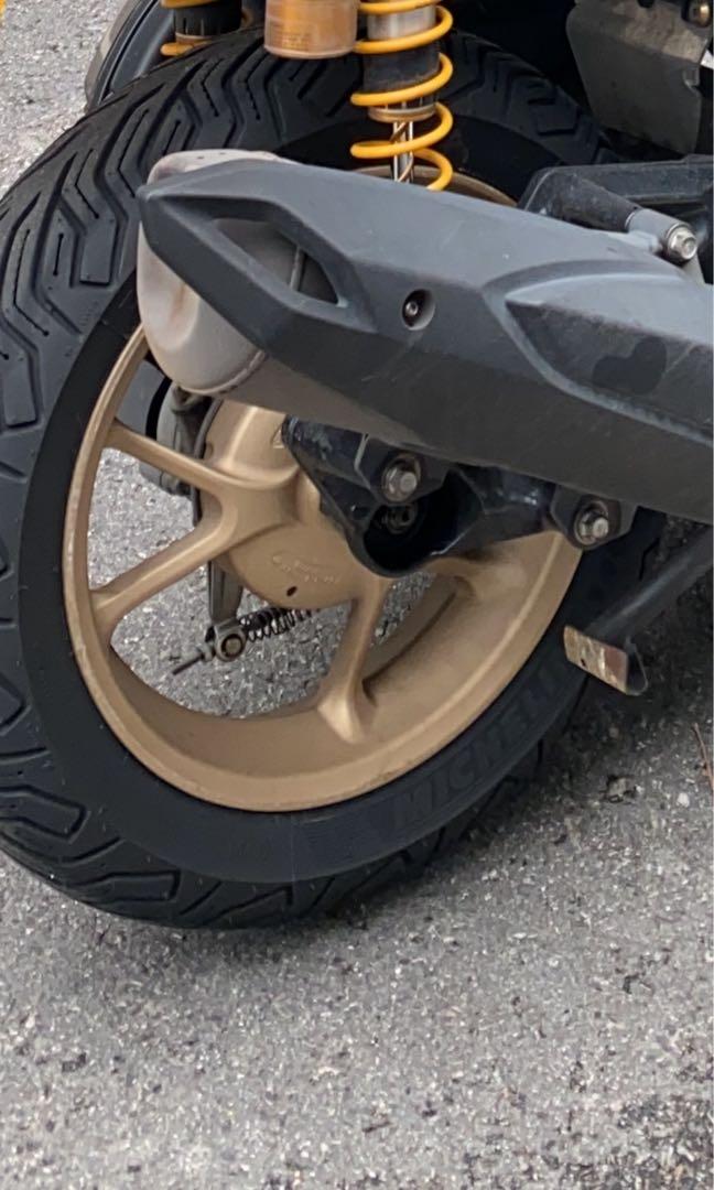 aerox stock rim, Motorcycles, Motorcycle Accessories on Carousell