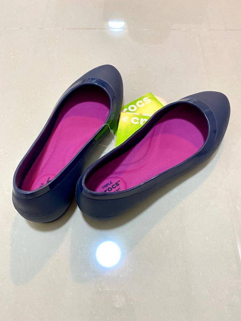 Crocs flats brand new, Women's Fashion, Footwear, Flats on Carousell