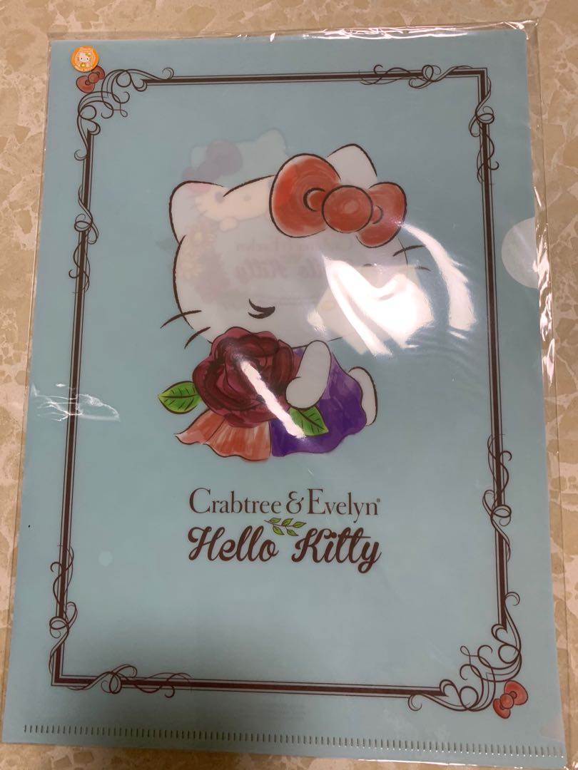 Hello Kitty A4 file, 興趣及遊戲, 手作＆自家設計, 文具 - Carousell