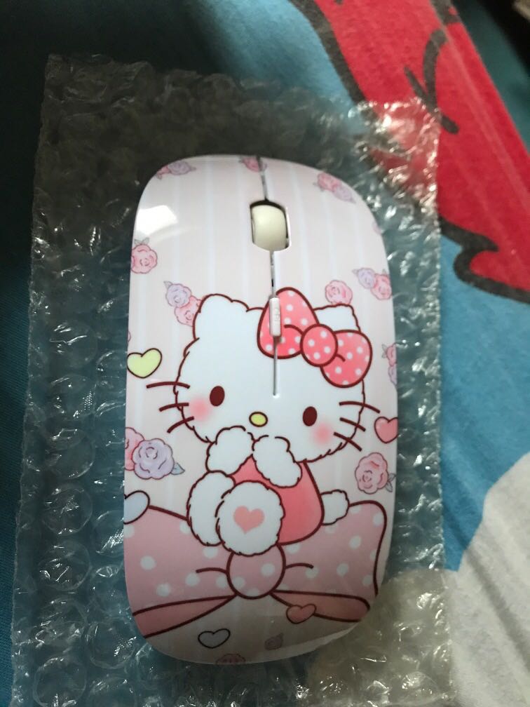 Hello Kitty Wireless Mouse, Everything Else on Carousell