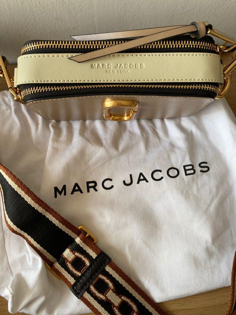 Marc Jacobs Snapshot, Barang Mewah, Tas & Dompet di Carousell