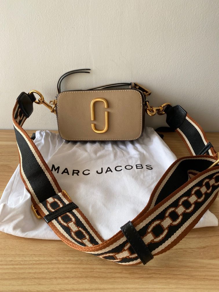 Marc Jacobs Snapshot, Barang Mewah, Tas & Dompet di Carousell