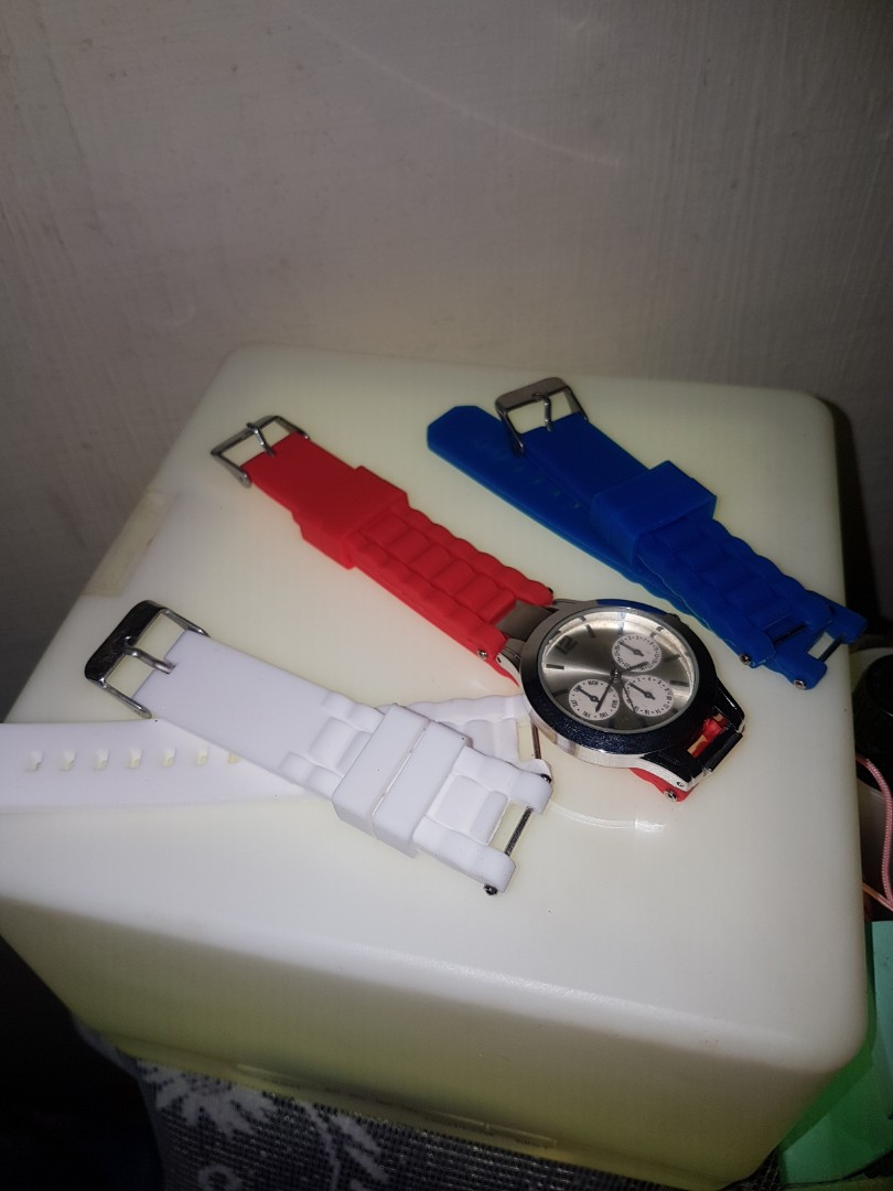 Yves Rocher Watch with 3 Straps, Women's Fashion, Watches on Carousell