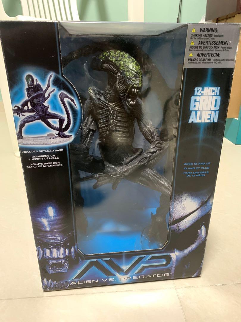 12 inch grid alien and stealth predator set *update: Alien is sold ...