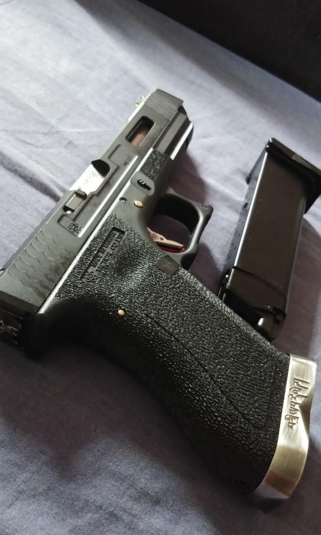 AIRSOFT W.E G34 JOHN WICK 2 GFORCE EDITION on Carousell