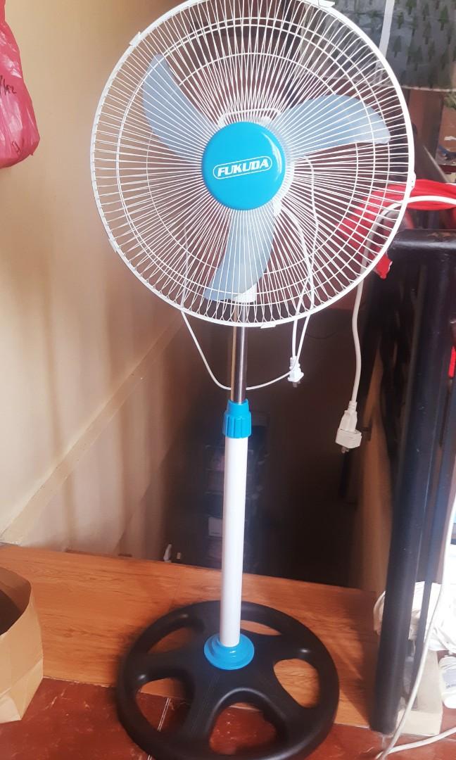 Fukuda electric fan, Furniture & Home Living, Lighting & Fans, Fans on ...