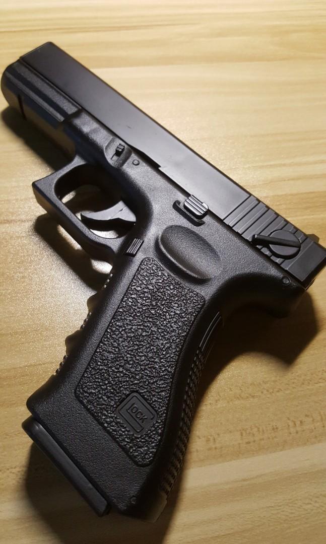 G18 Airsoft Pistol (Spring-powered) comes with 2000 BBs 0.20g 6mm ...