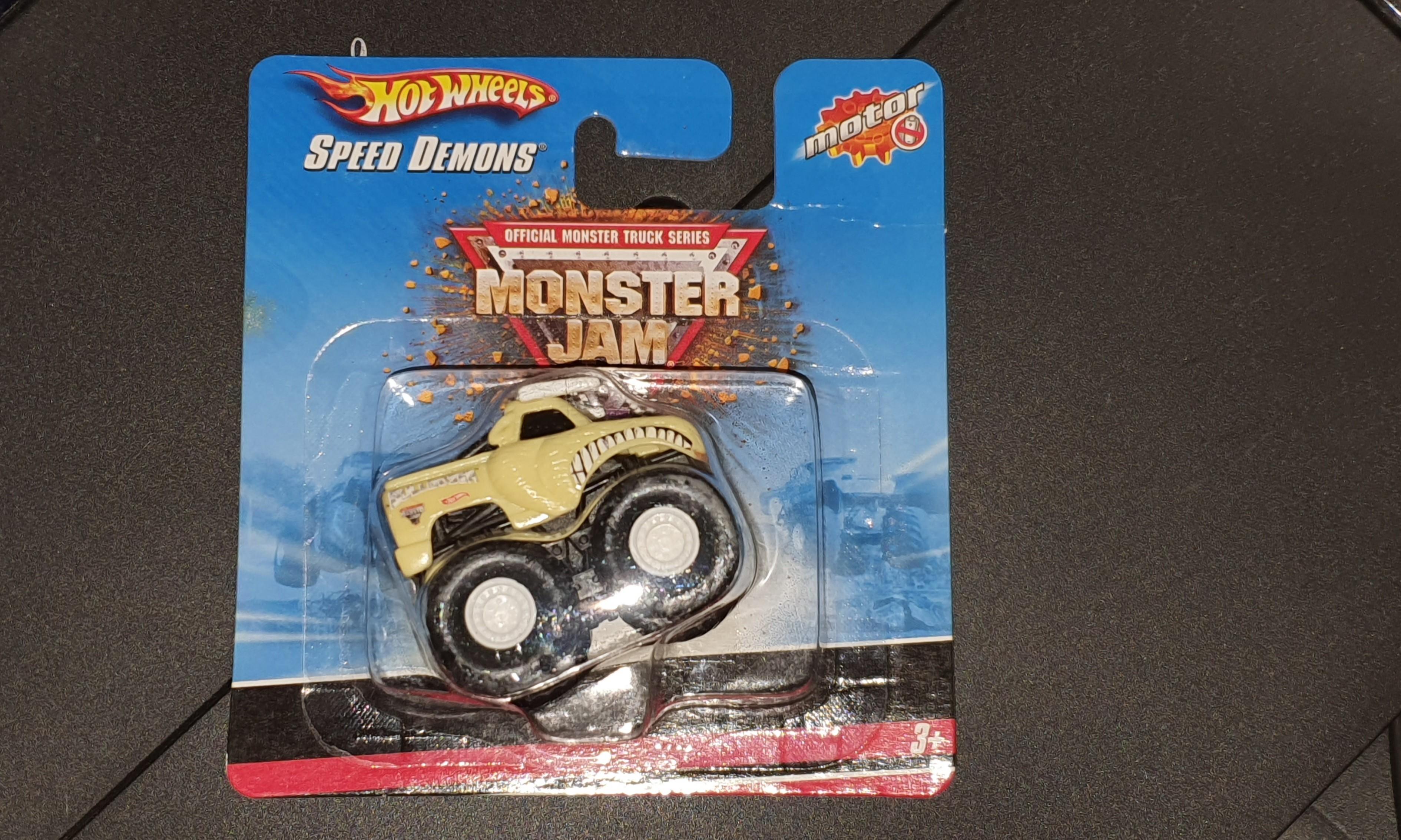 Monster Jam Speed Demons El Toro Loco, Toys & Games, Bricks & Figurines ...