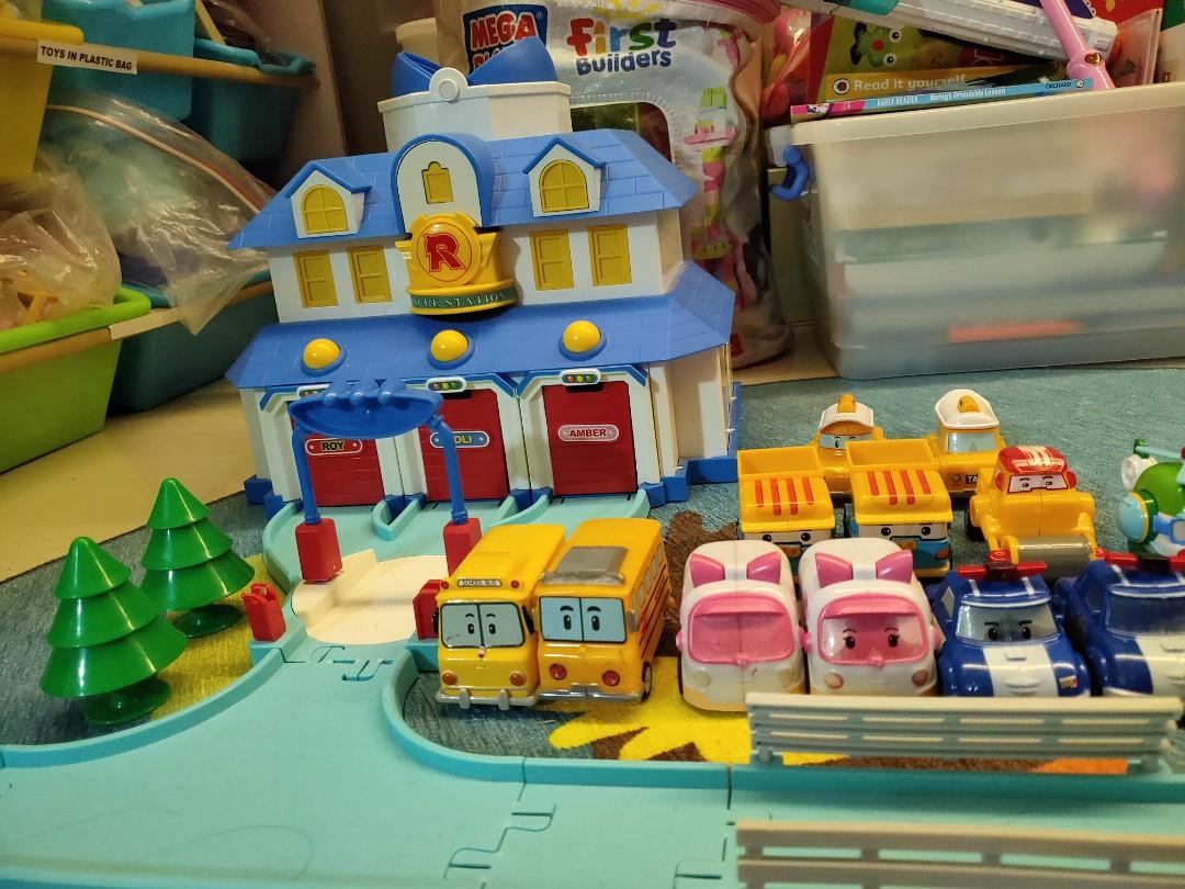Robocar Poli House & Track set, Hobbies & Toys, Toys & Games on Carousell