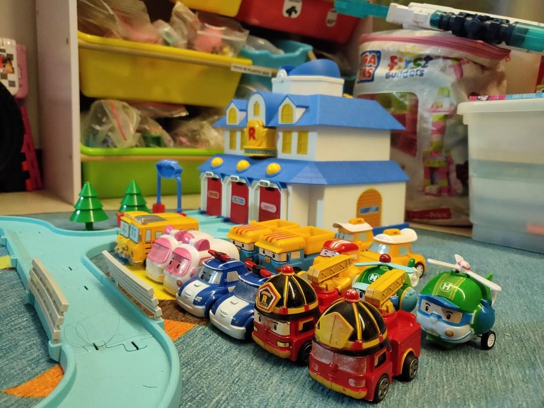 Robocar Poli House & Track set, Hobbies & Toys, Toys & Games on Carousell
