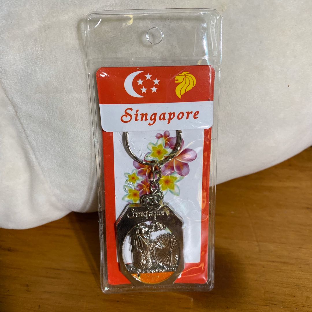 Singapore Merlion Keychain, Women's Fashion, Bags & Wallets, Purses ...