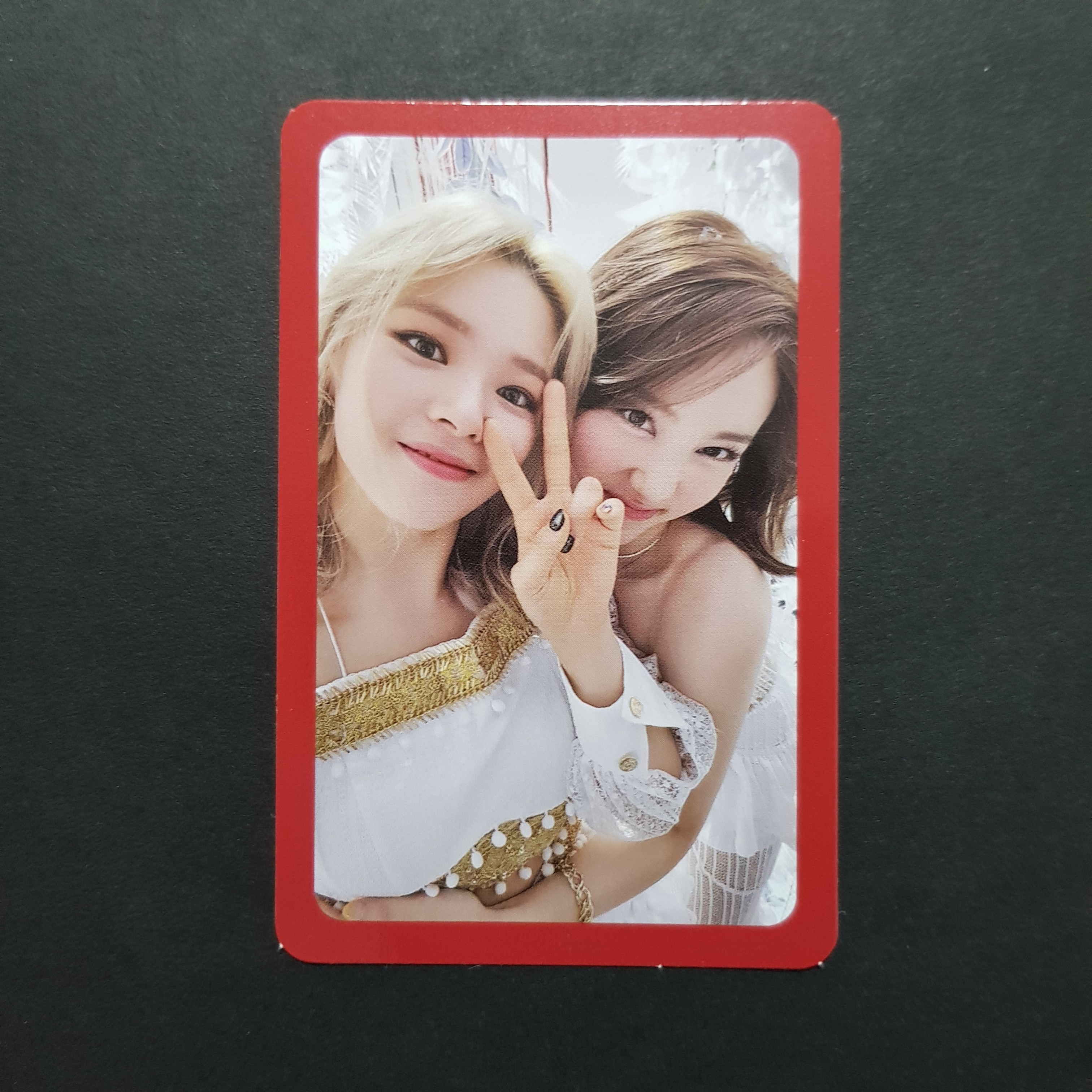 [TWICE] Nayeon and Jeongyeon 2yeon More and More photocard, Hobbies ...