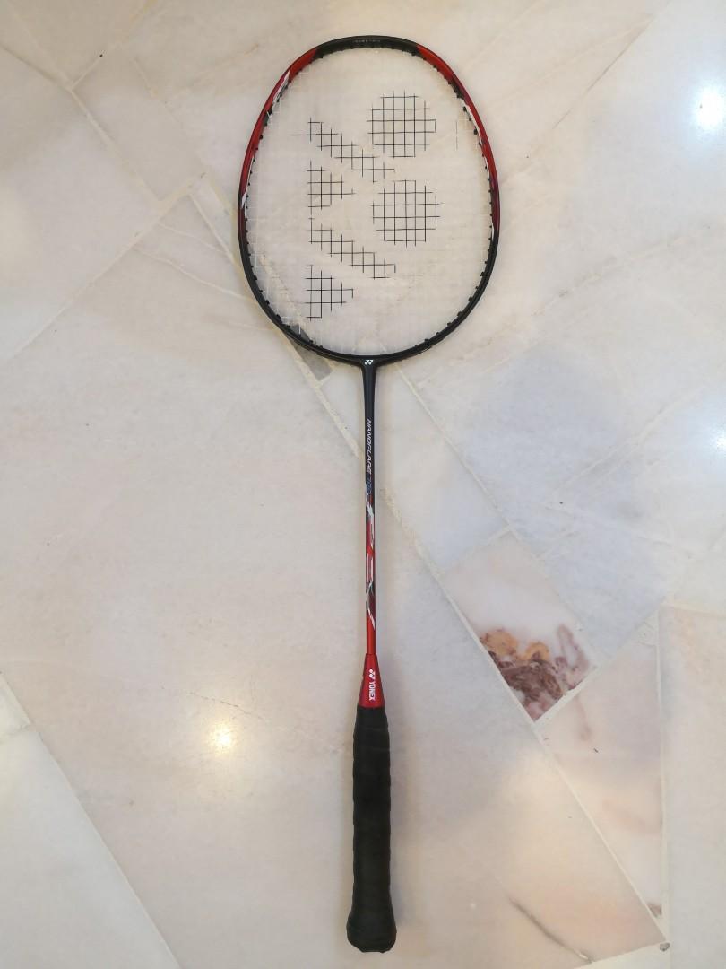Yonex Nanoflare 700 (Red), Sports Equipment, Sports & Games, Racket ...