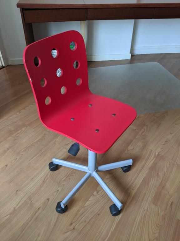 Idea Child Desk Chare, Babies & Kids, Baby Nursery & Kids Furniture ...