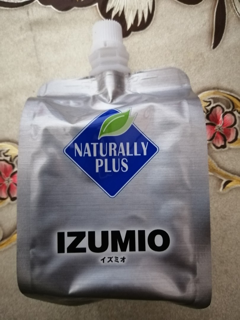 Izumio Hydrogenised Drinking Water, Food & Drinks, Beverages on Carousell