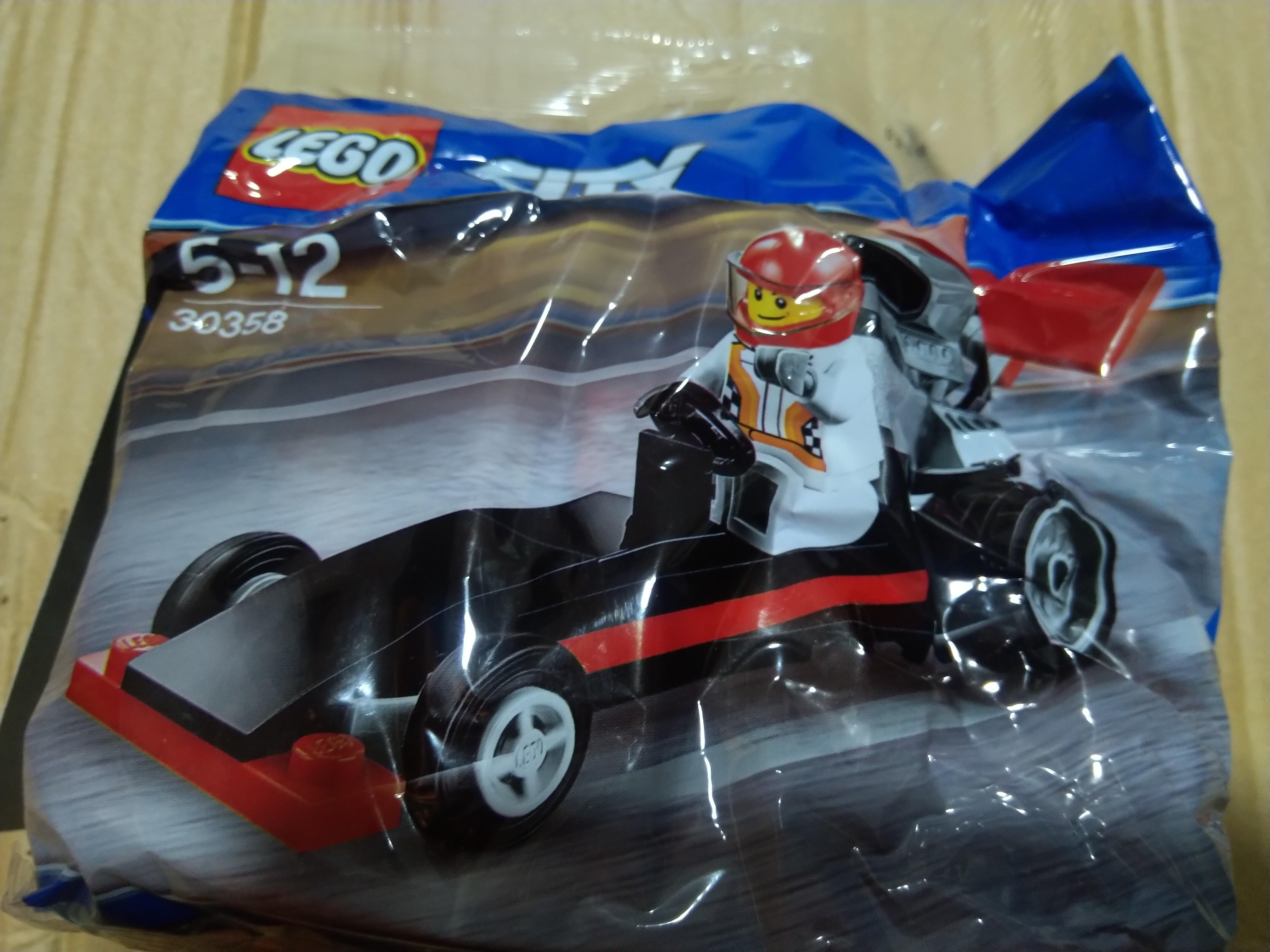 LEGO - Dragster polybag (30358), Hobbies & Toys, Collectibles ...