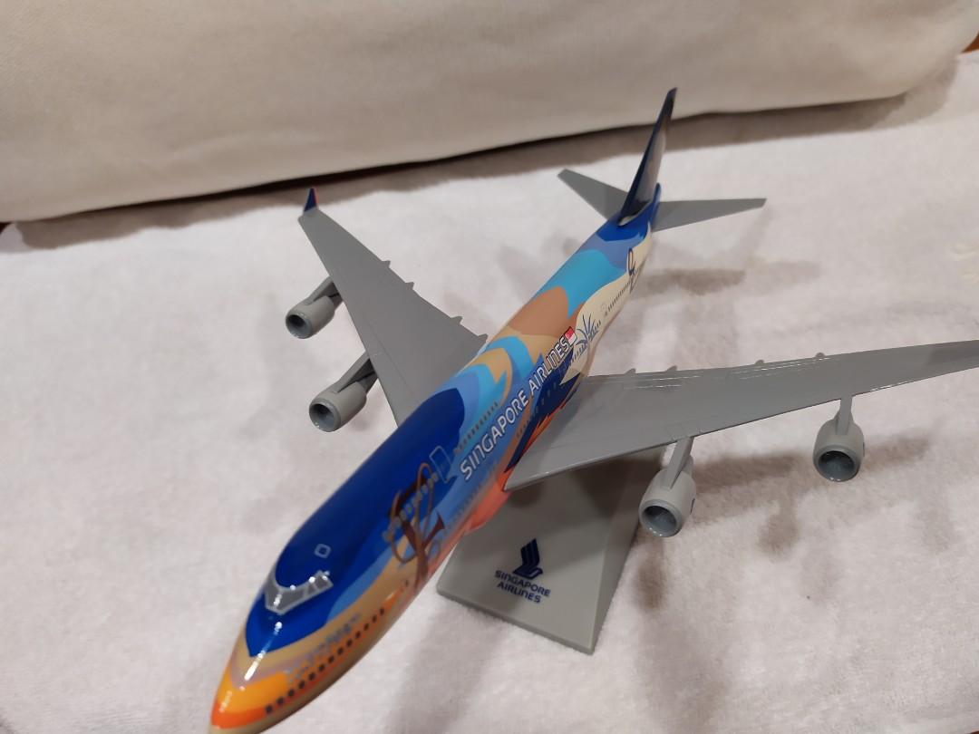 SIA Rainbow Tropical Livery, Women's Fashion, Jewelry & Organisers ...