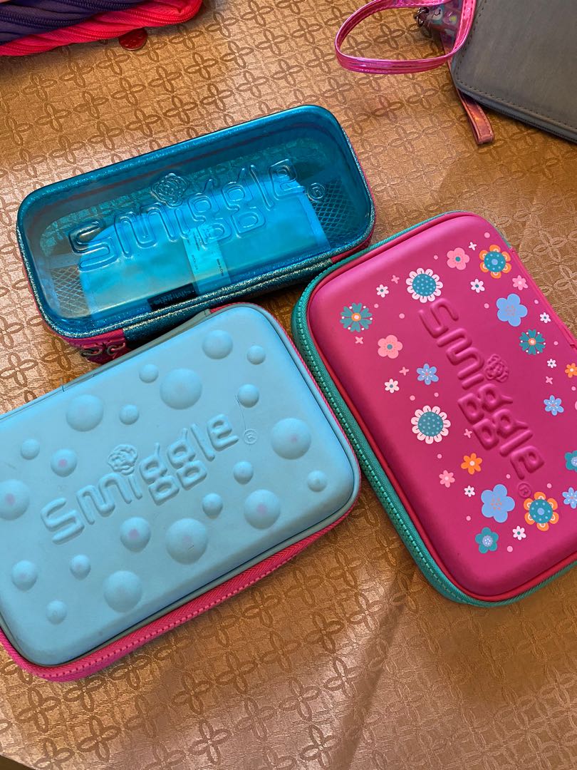 Smiggle Pencil Case Girls Set, Hobbies & Toys, Stationary & Craft ...