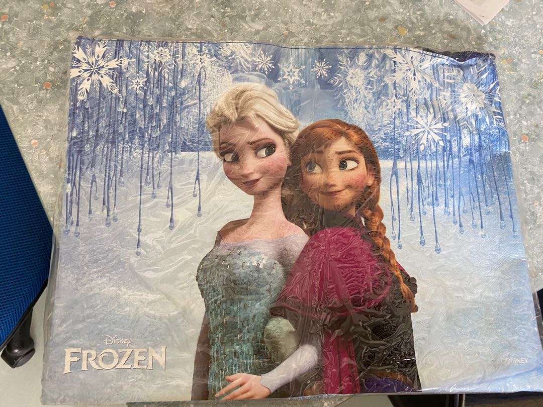 全新正版 disney frozen file, 興趣及遊戲, 手作＆自家設計, 文具 - Carousell