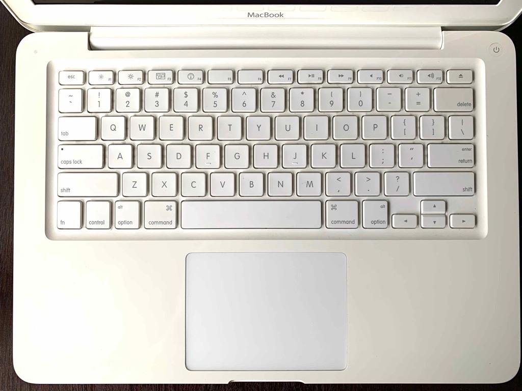 Apple MacBook Core 2 Duo 2.26 (Late 2009), Computers & Tech, Laptops ...