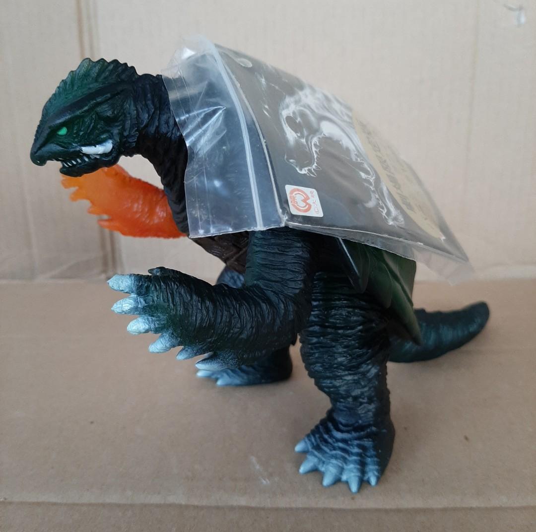 Gamera 1999 Red Hand Bandai Vinyl Figure Theater Limited Burning ...