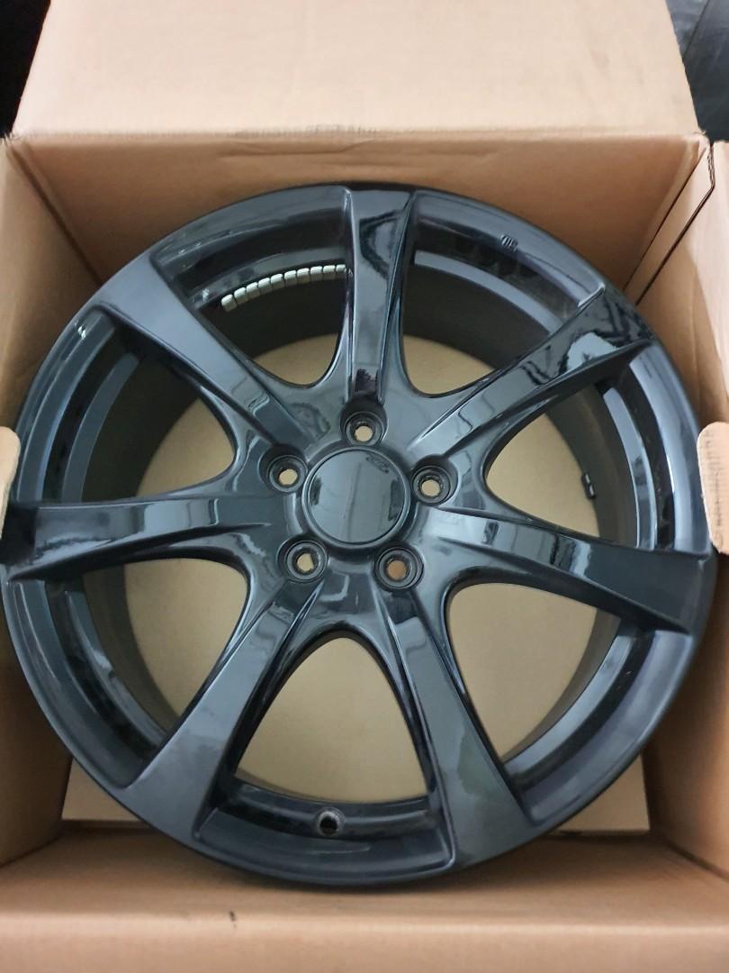 Honda civic type R FD2R original 18inch rims, Car Accessories, Tyres ...