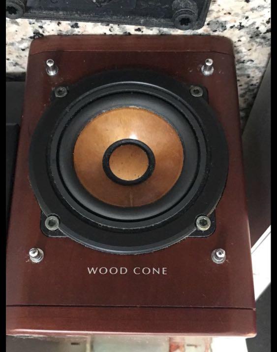 JVC CD Stereo mini hi-fi system, 音響器材, 可攜式音響設備 - Carousell