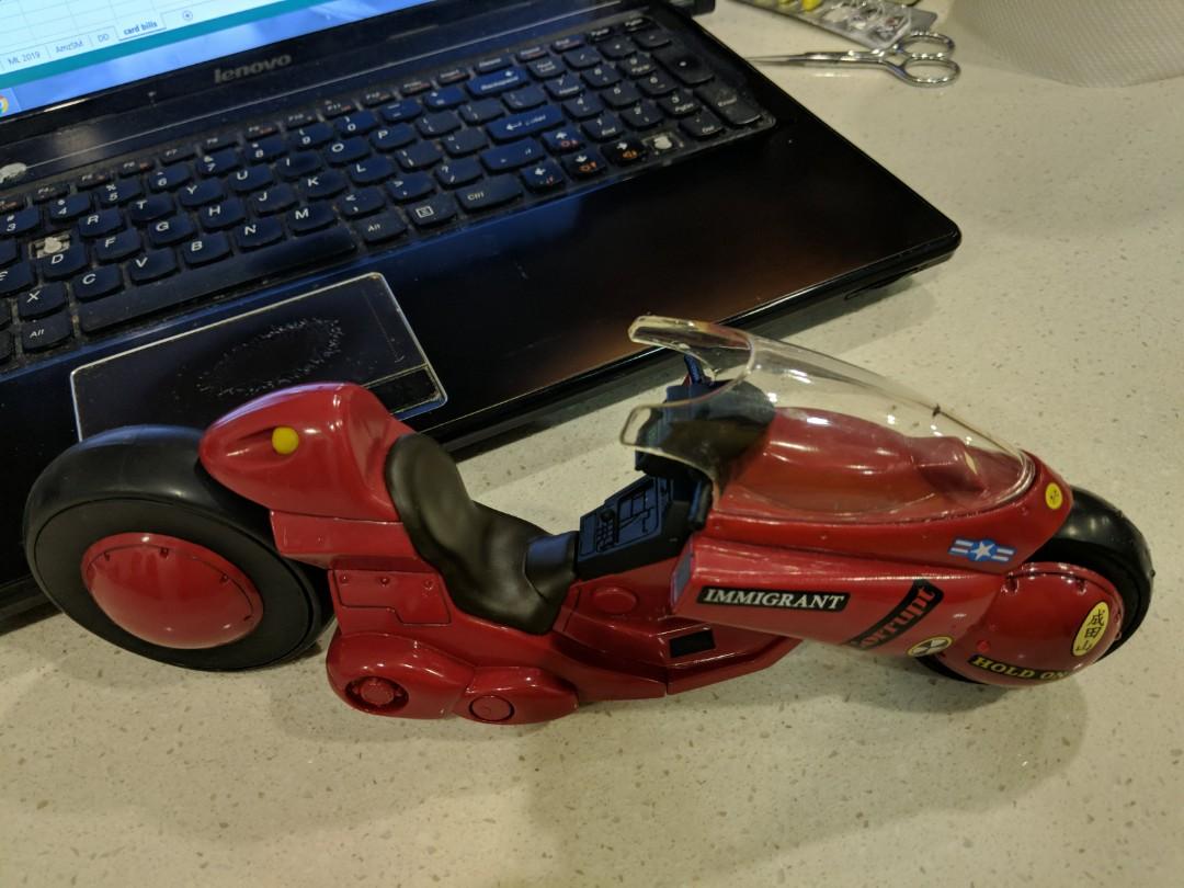 McFarlane Akira Deluxe Set: Kaneda Bike Figure Review!, 57% OFF