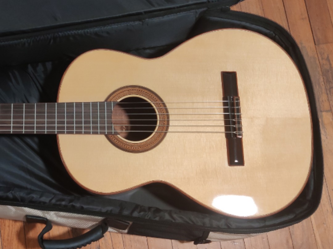 Merida Classical Guitar T25, Hobbies & Toys, Music & Media, Musical ...