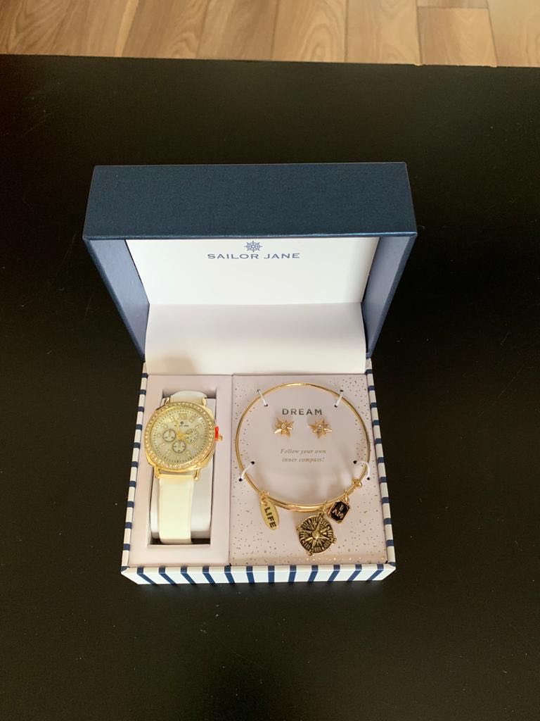Sailor Jane Women’s Watch 手錶, 女裝, 飾物及配件, 鑽飾 - Carousell