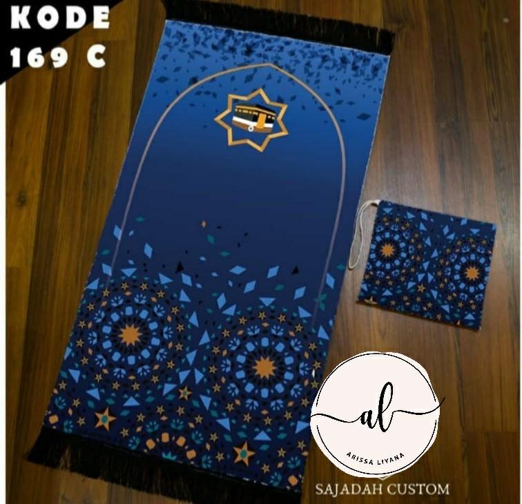 Sajadah with custom name, Women's Fashion, Dresses & Sets, Traditional ...