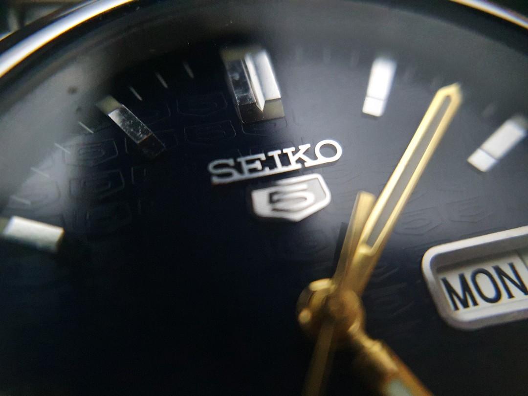 Seiko 5 Logo Dial (zoom in on dial), Men's Fashion, Watches ...