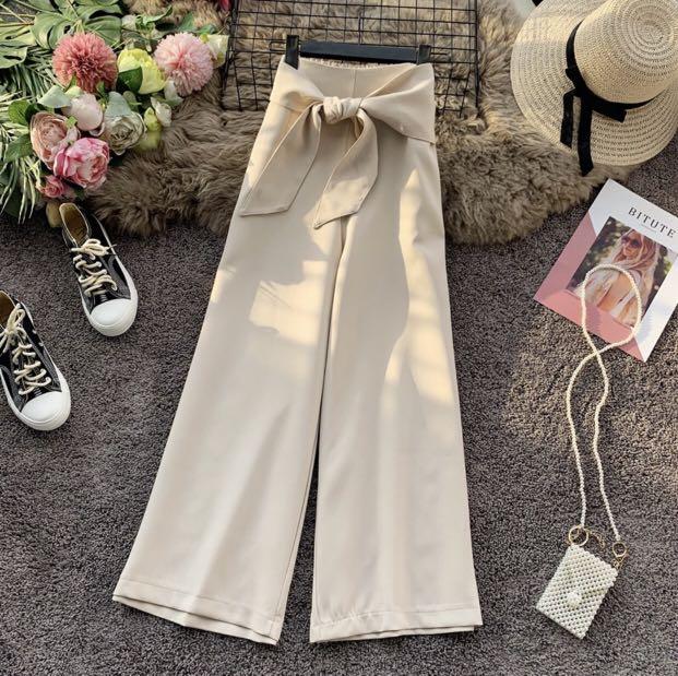 pretty pants, Women's Fashion, Bottoms, Other Bottoms on Carousell