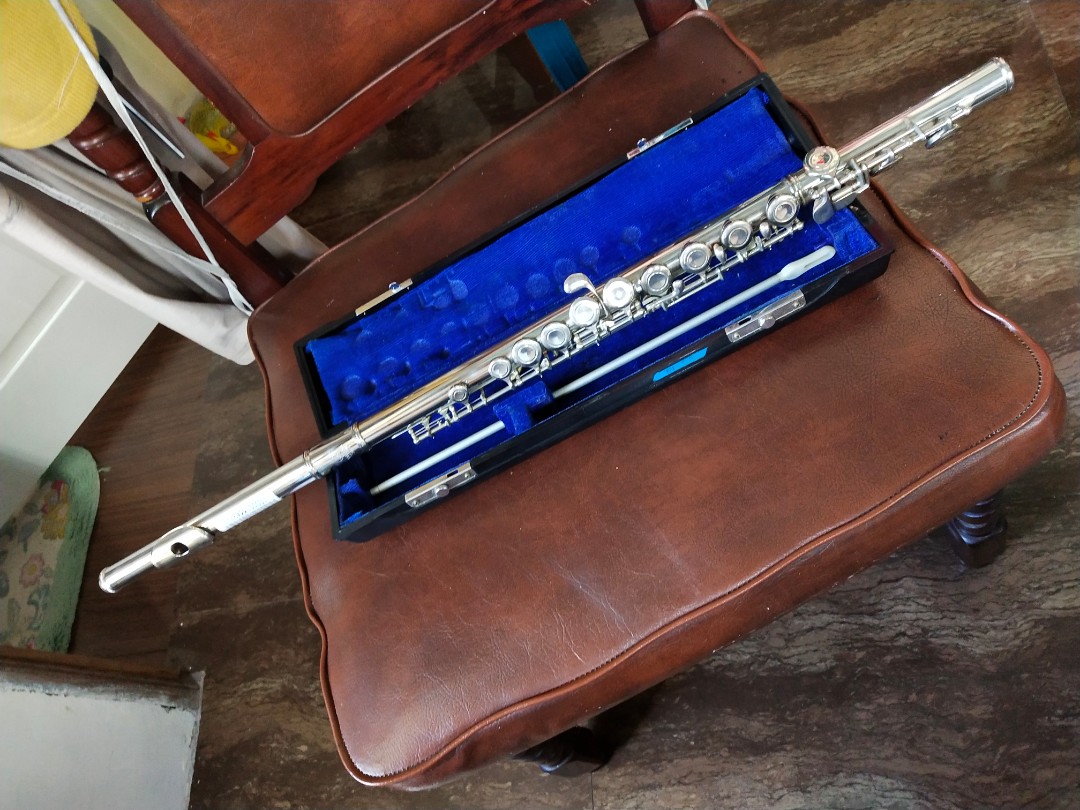 Yamaha flute made in Japan, Hobbies & Toys, Music & Media, CDs & DVDs ...