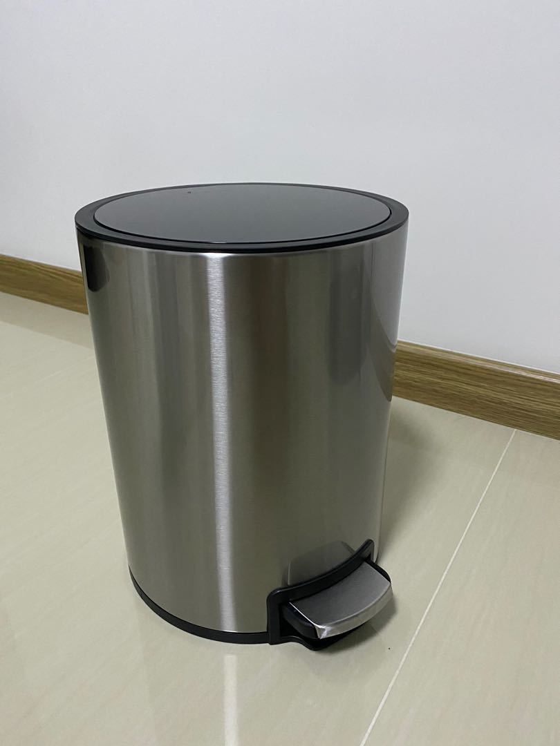 8L Silver Dustbin, Furniture & Home Living, Cleaning & Homecare ...