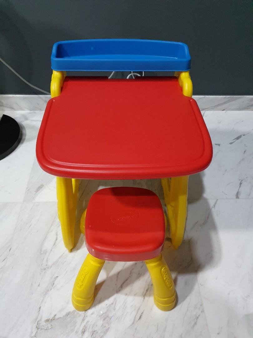 Authentic Crayola Drawing and Study Table, Babies & Kids, Baby Nursery ...