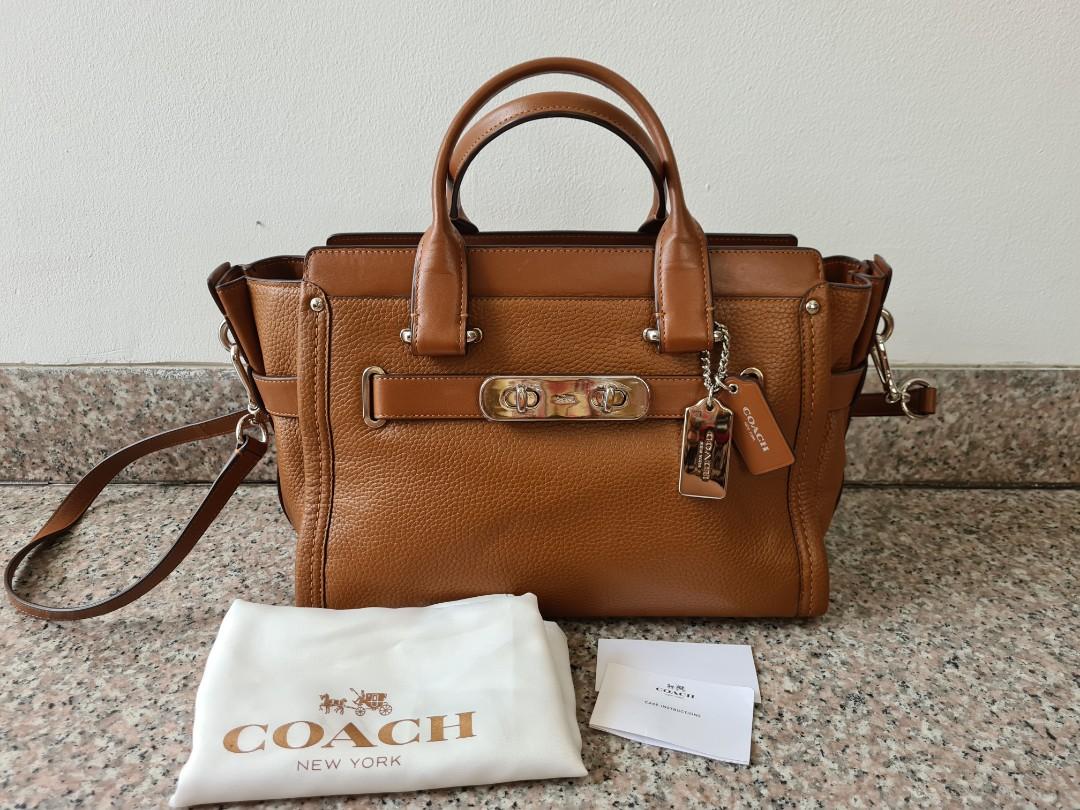 Coach Swagger LIKE NEW, Barang Mewah, Tas & Dompet di Carousell